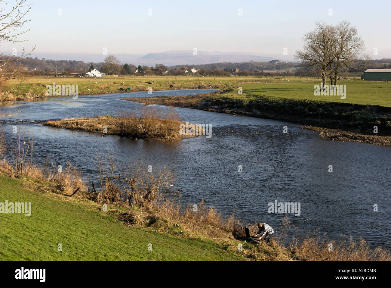 Ribble ribchester river lancashire hi-res stock photography and images ...