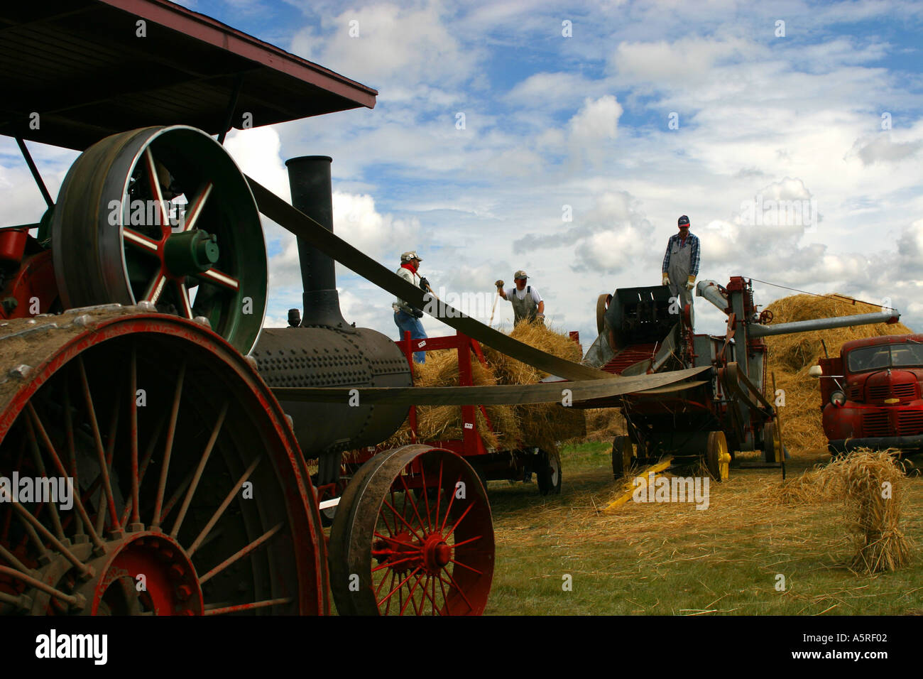 Farming in the past hi-res stock photography and images - Alamy
