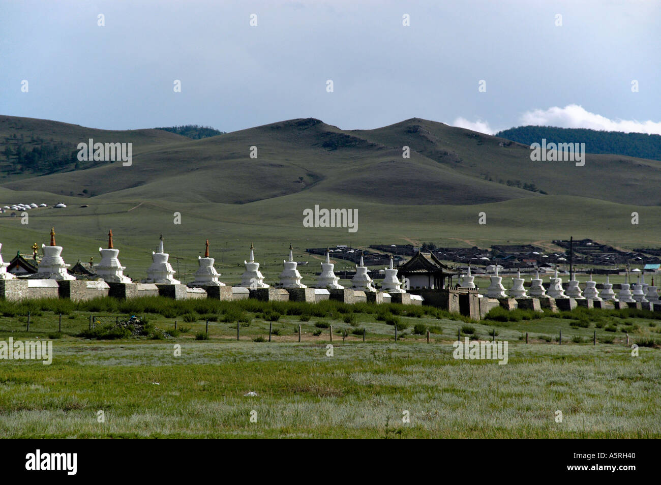 Buddhist monastery with wall and towers Erdene Zuu Mongolia Stock Photo - Alamy