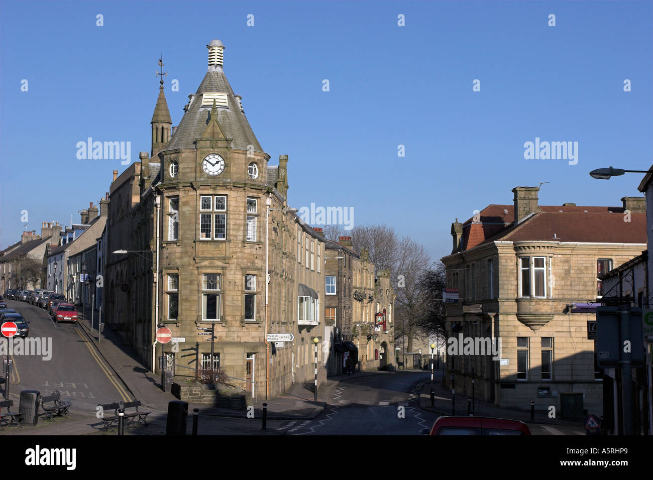 Public library building on Church Street in Clitheroe Stock Photo - Alamy