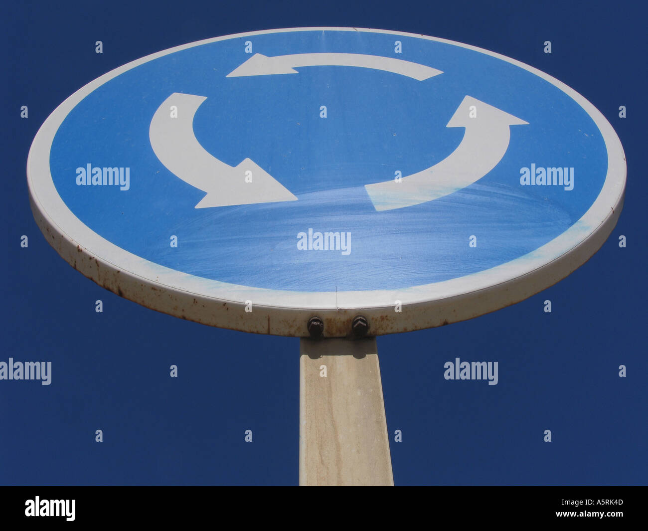 Traffic sign Roundabout Stock Photo - Alamy