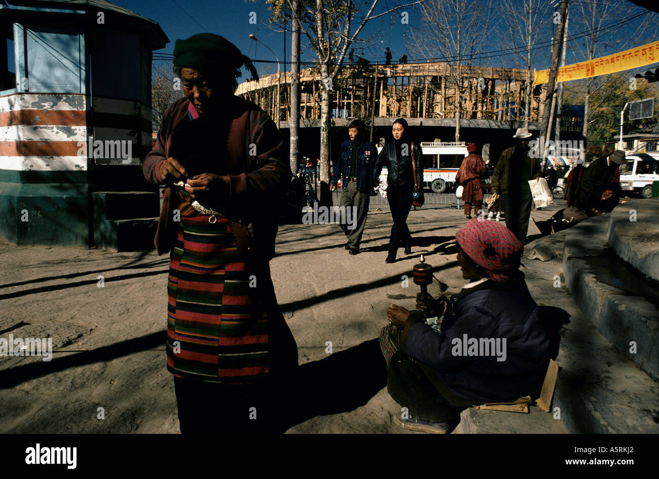 THE EVER INCREASING CHINESE POPULATION IN LHASA JUXTAPOSED AGAINST ...