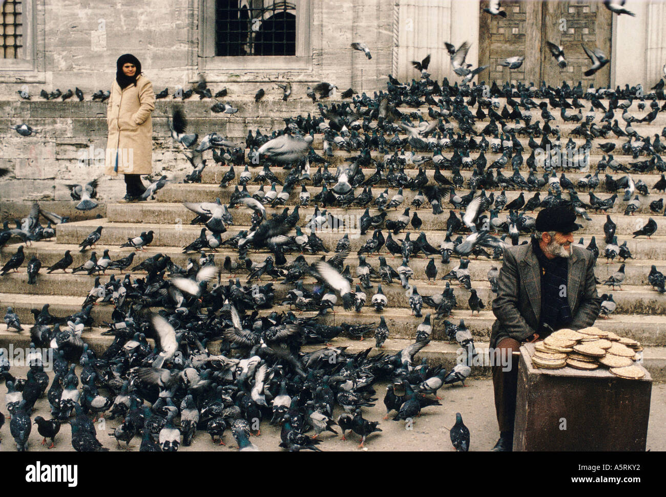 STREET SCENE OF ISTANBUL TURKEY Stock Photo - Alamy
