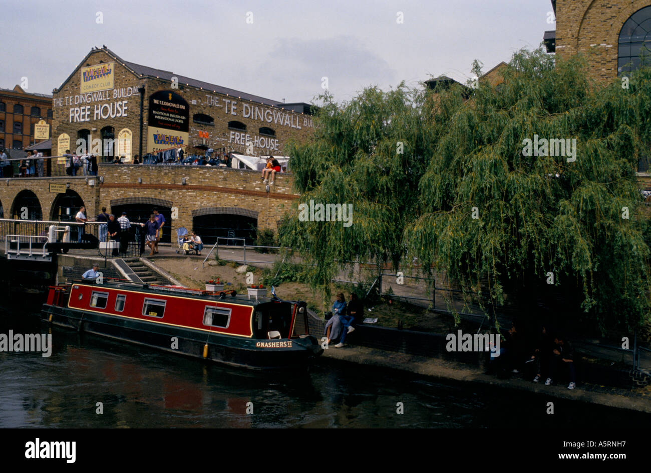 CAMDEN DOCKS IN NORTH LONDON Stock Photo - Alamy