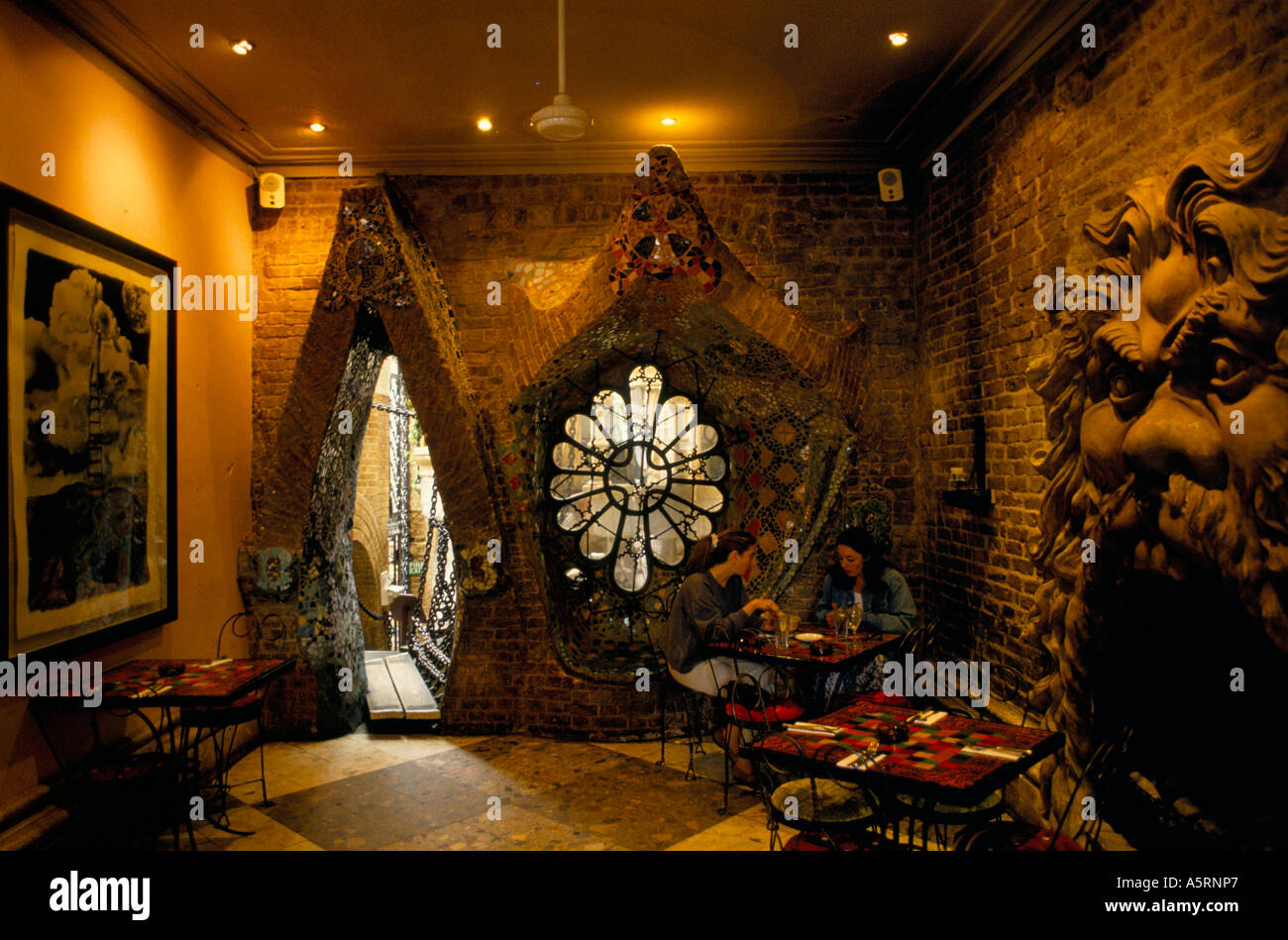 INTERIOR OF BBB RESTAURANT AND BAR HOLLAND PARK LONDON Stock Photo - Alamy
