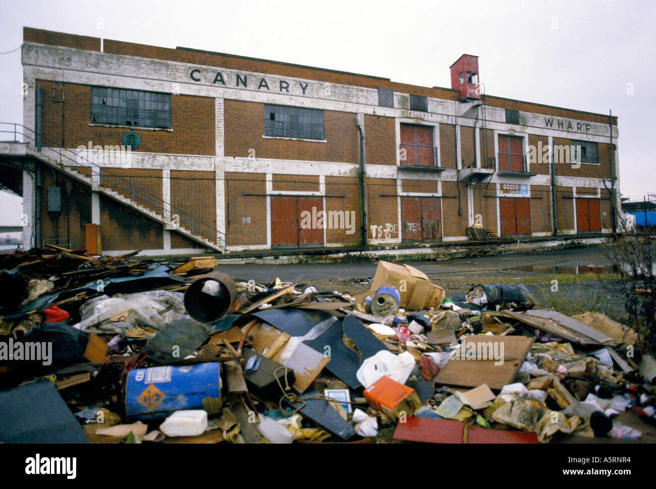 CANARY WHARF, THE OLD DOCKLANDS BEFORE RE DEVELOPMENT BEGAN, LONDON ...