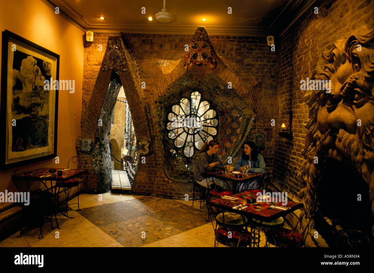 London dinning hi-res stock photography and images - Alamy
