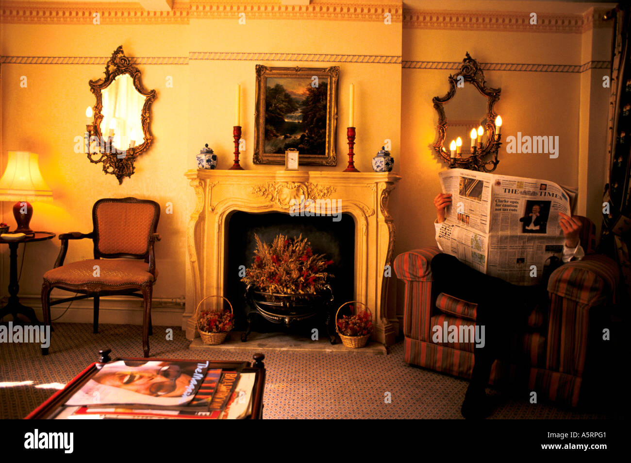 BYRON HOTEL QUEENSWAY LONDON Stock Photo - Alamy