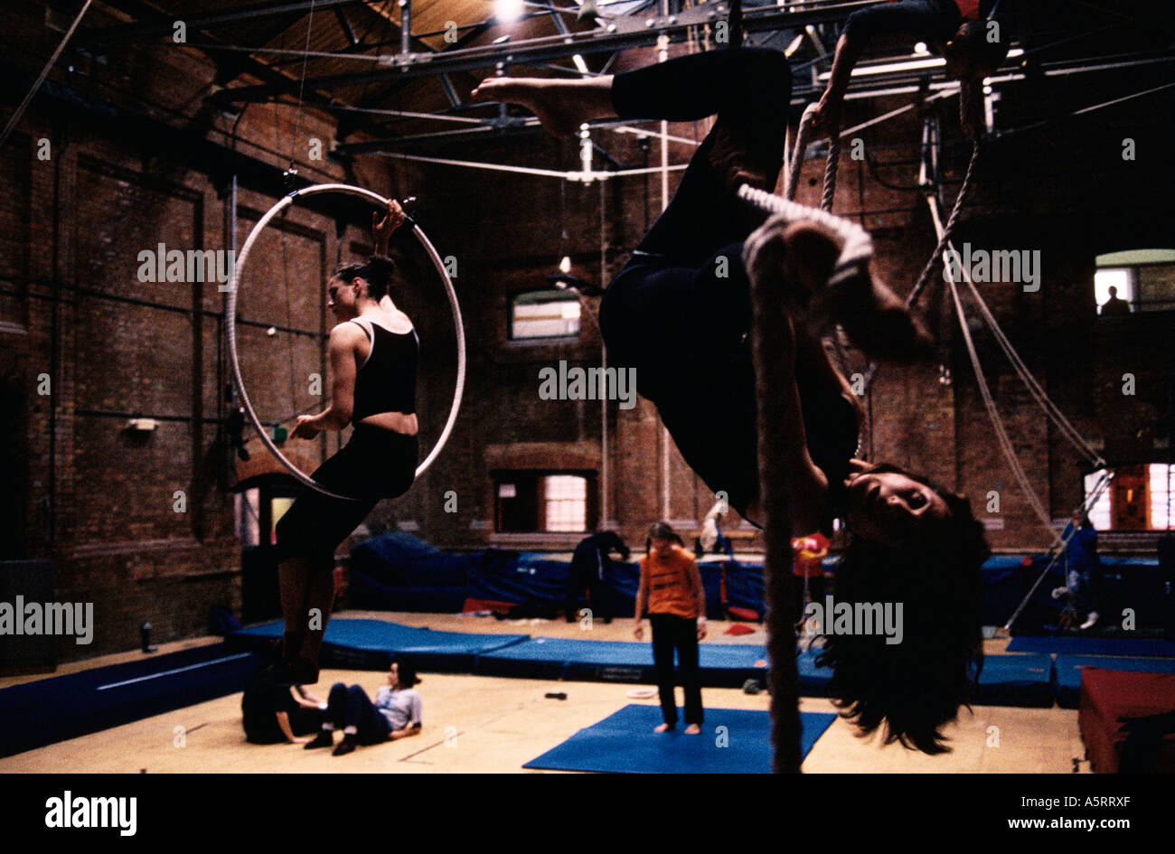 The end of act in circus hi-res stock photography and images - Alamy