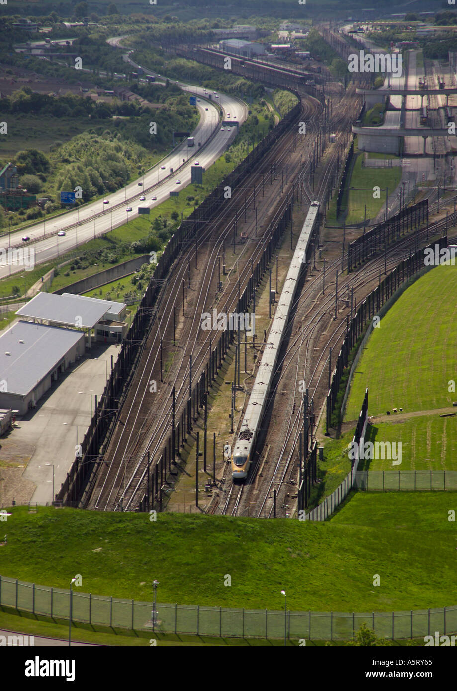 Tunnel channel train hi-res stock photography and images - Alamy