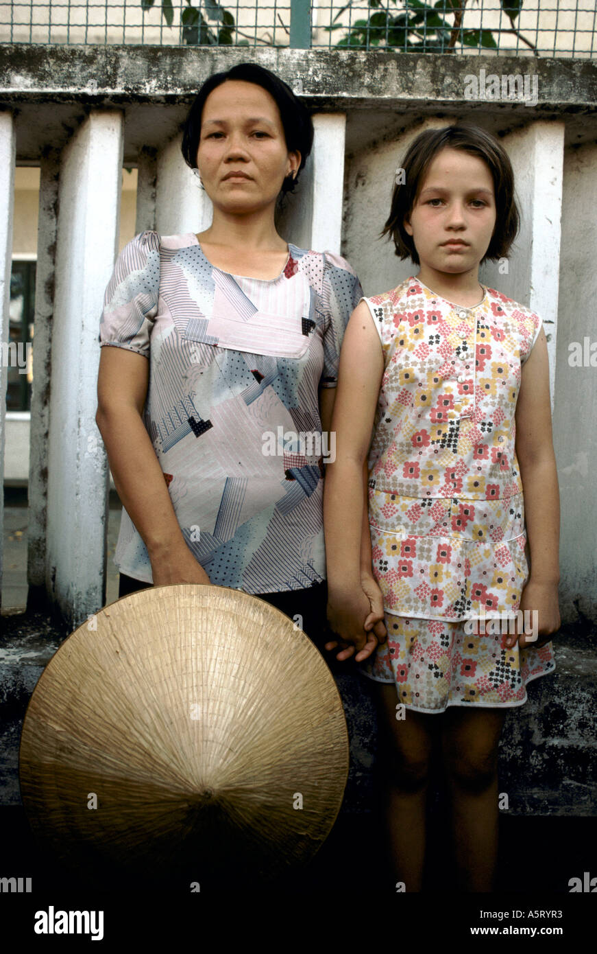 Amerasian girl hi-res stock photography and images - Alamy