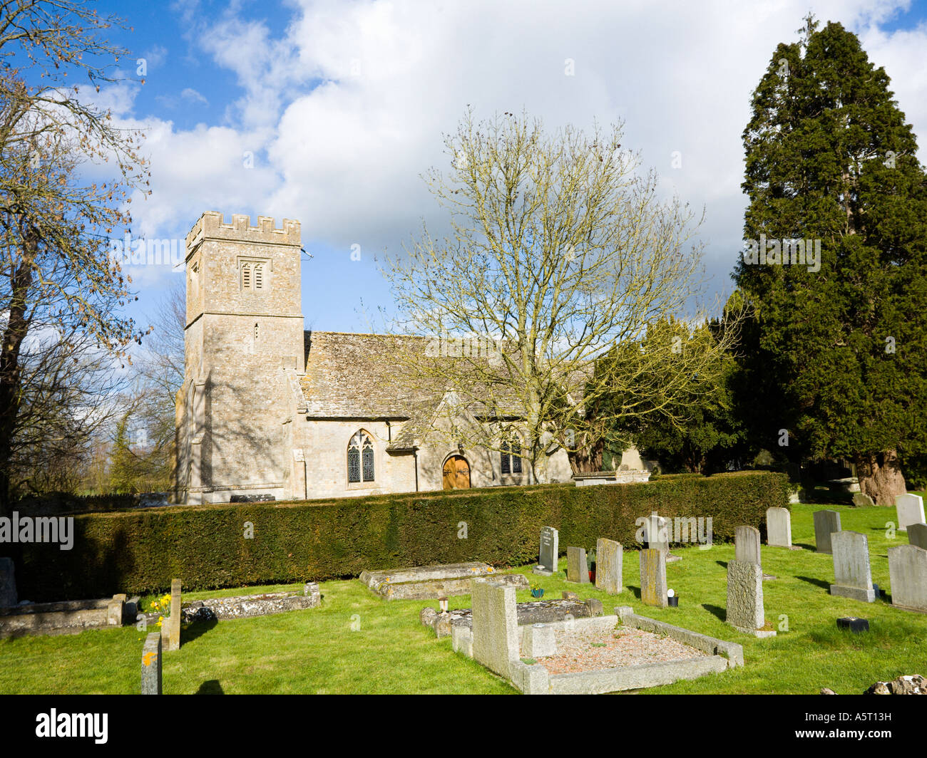 Buscot oxforshire hi-res stock photography and images - Alamy