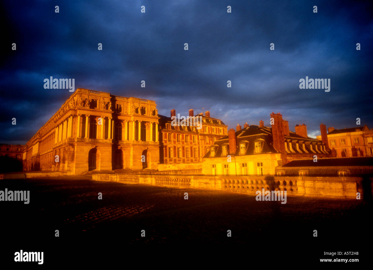 Sunset at the Palace of Versailles France Stock Photo - Alamy