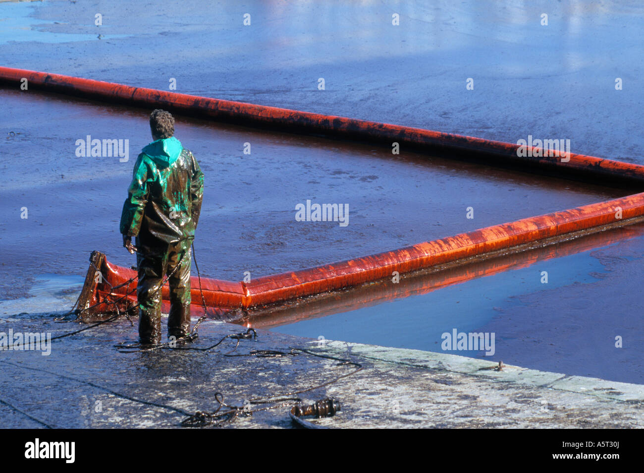 Sea Empress Oil Disaster Pembrokeshire Wales Stock Photo - Alamy