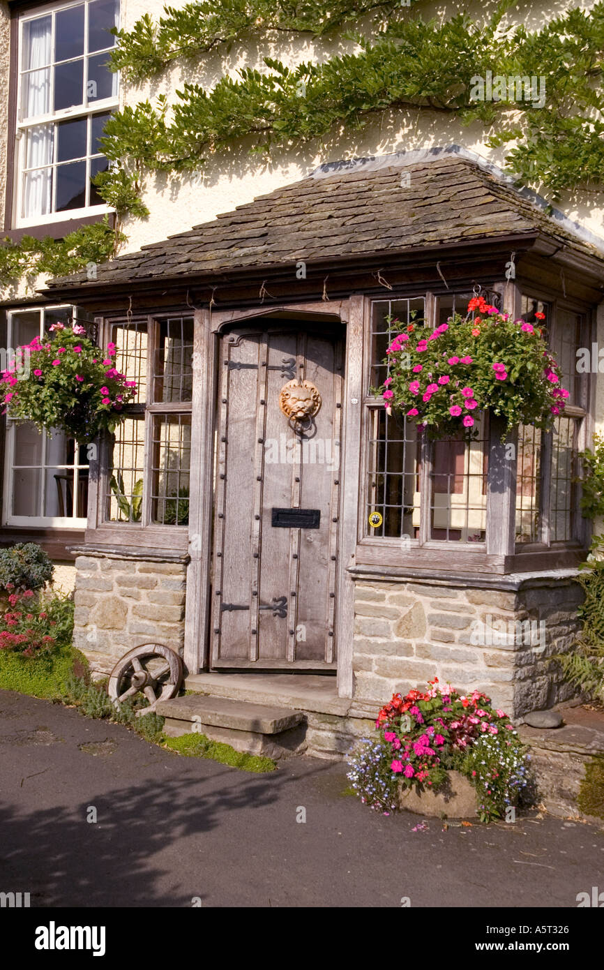 Clun house hi-res stock photography and images - Alamy