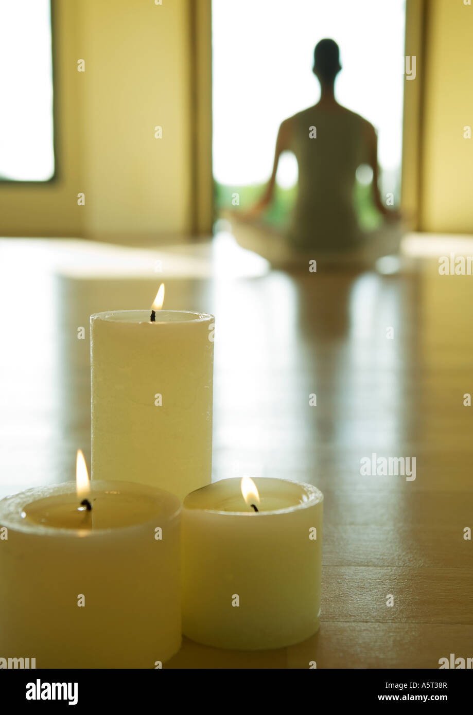 Yoga candles women hi-res stock photography and images - Alamy