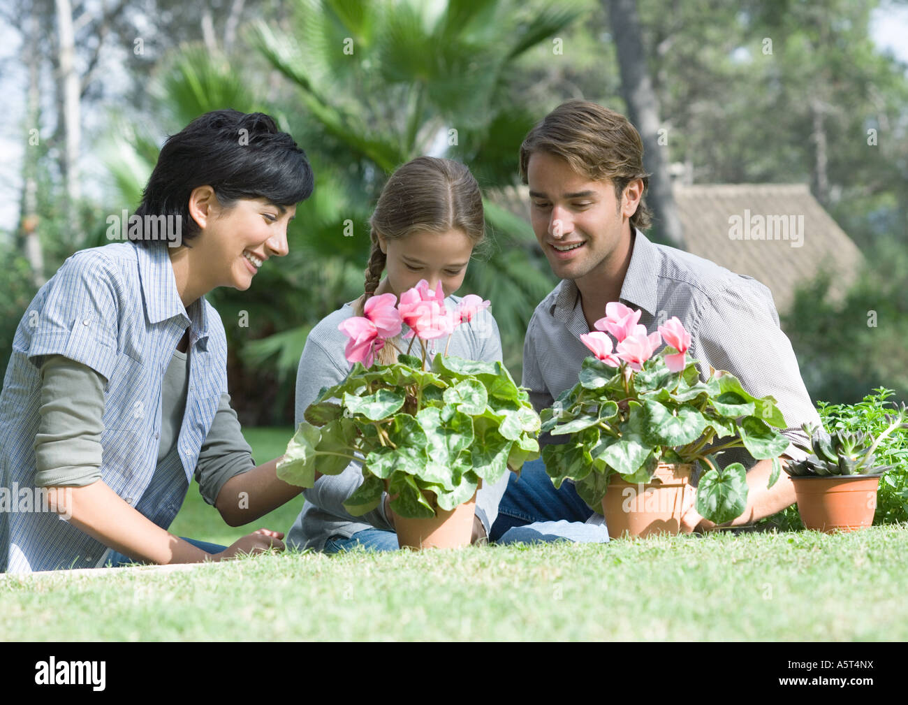 Girls tending hi-res stock photography and images - Alamy
