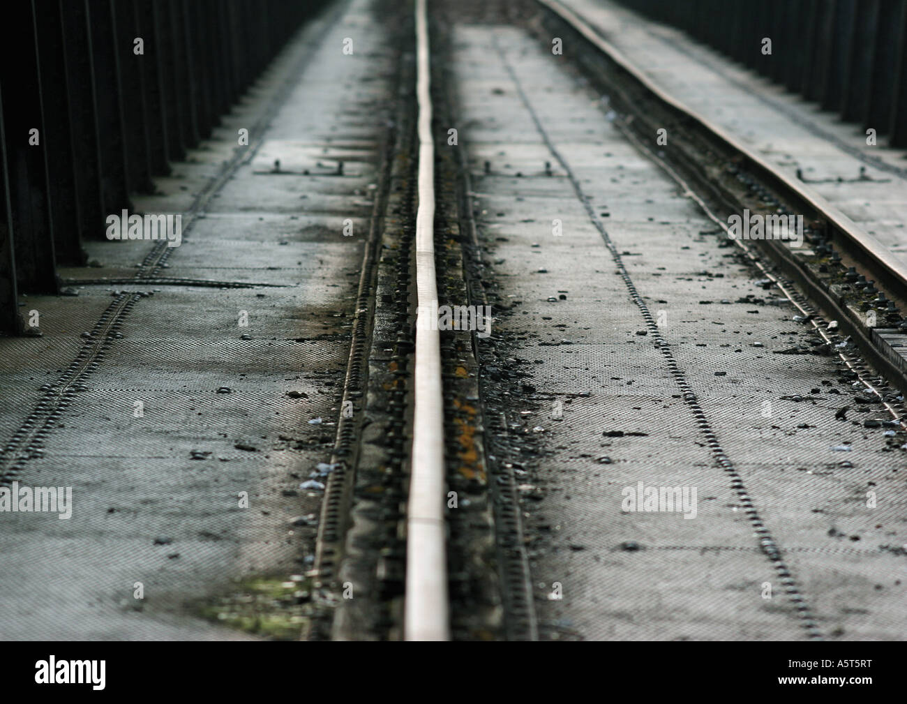 Metals rails hi-res stock photography and images - Alamy