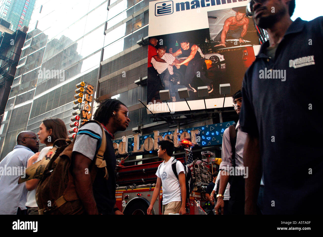 Ernst young building times square hi-res stock photography and images ...