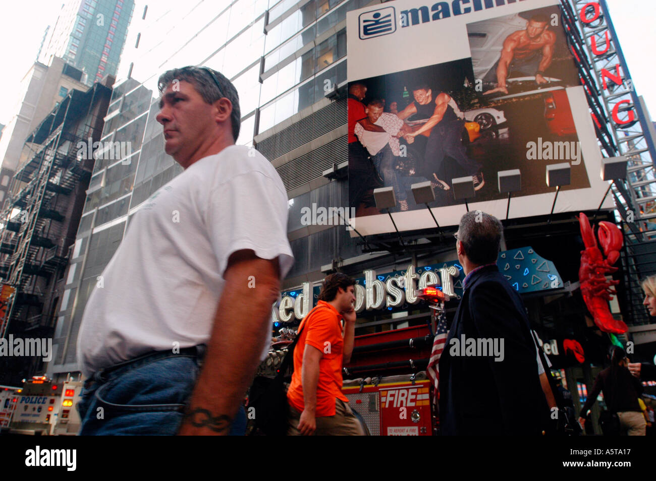 Five times square hi-res stock photography and images - Alamy