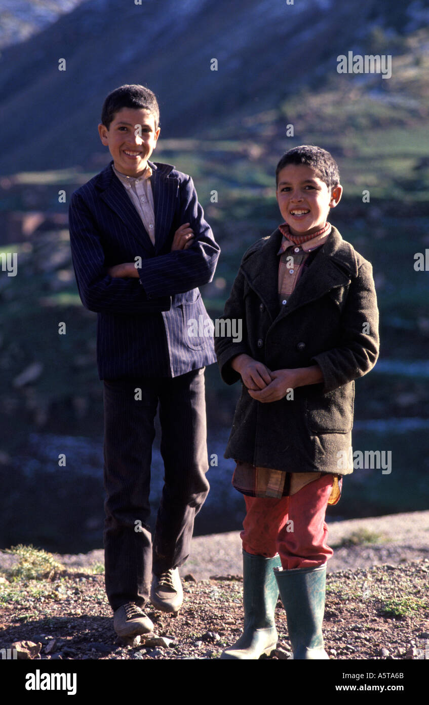 Boys atlas hi-res stock photography and images - Alamy