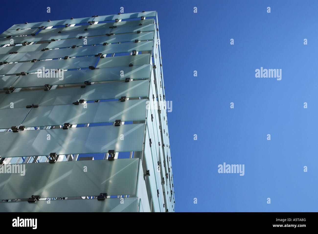 Architectural Glass Corner Detail Stock Photos & Architectural Glass ...