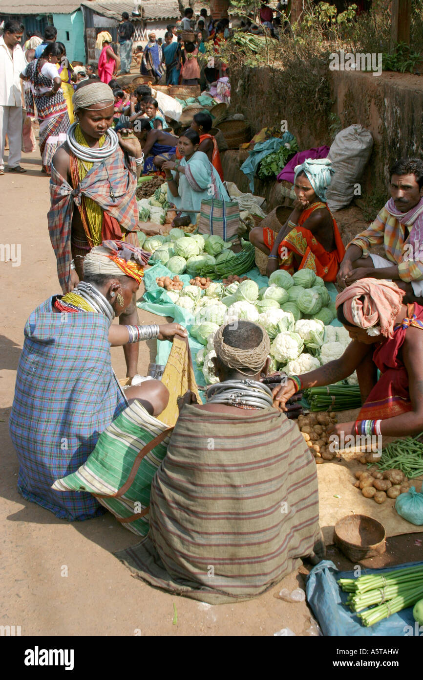 Primitive people bartering hi-res stock photography and images - Alamy