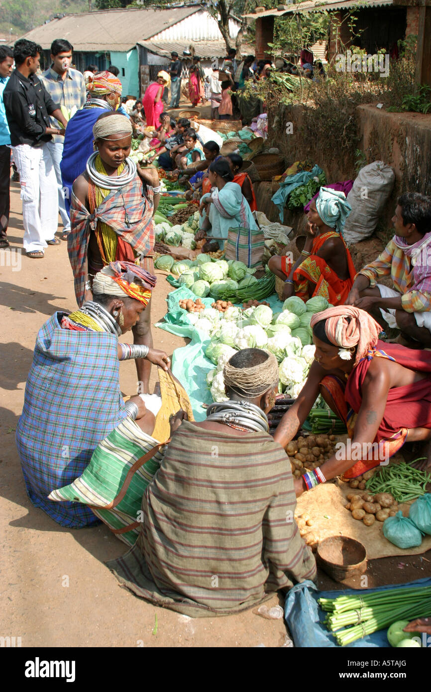 Primitive people bartering hi-res stock photography and images - Alamy