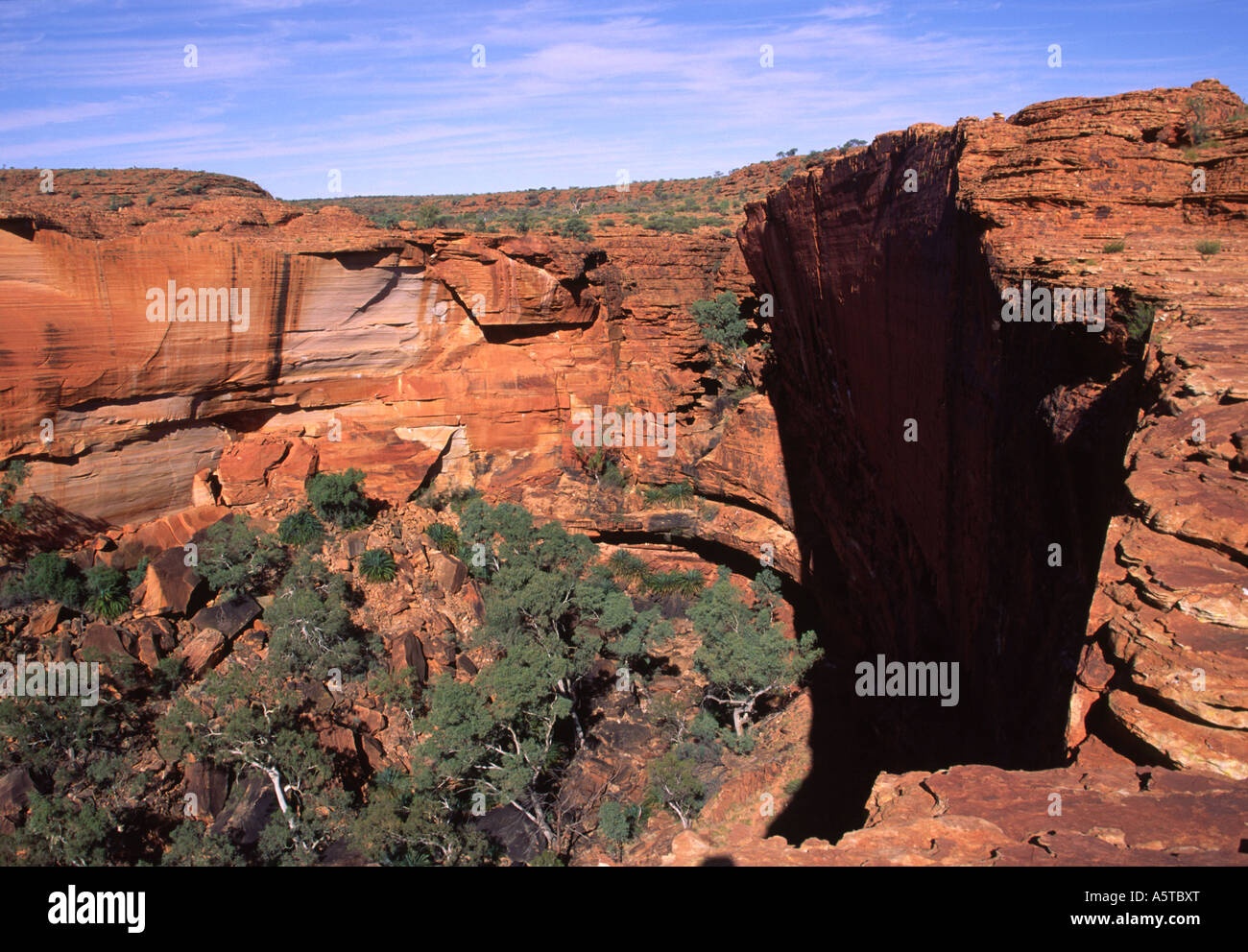 Australia chasm gorge desert hi-res stock photography and images - Alamy
