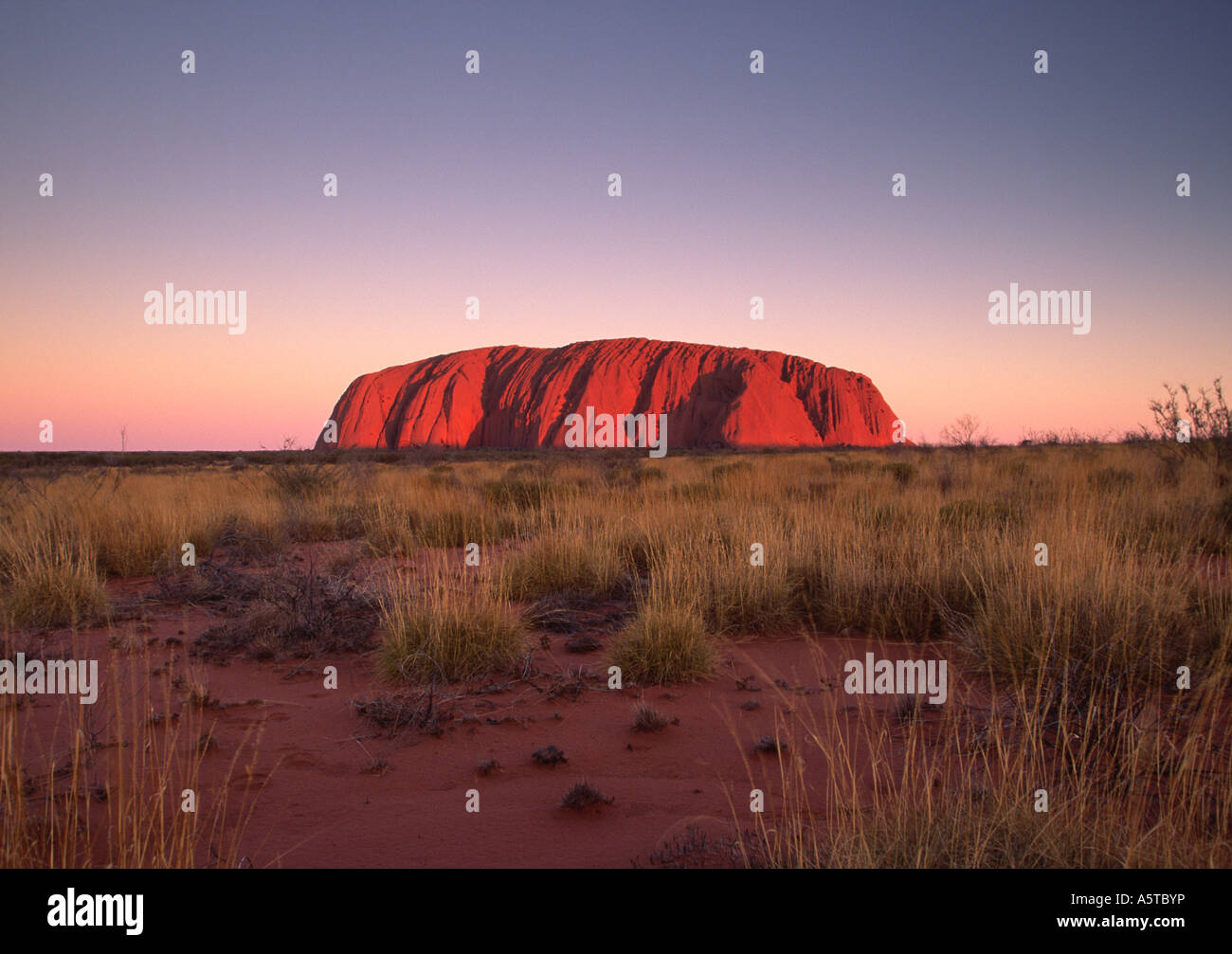 Glowing uluru sunset hi-res stock photography and images - Alamy