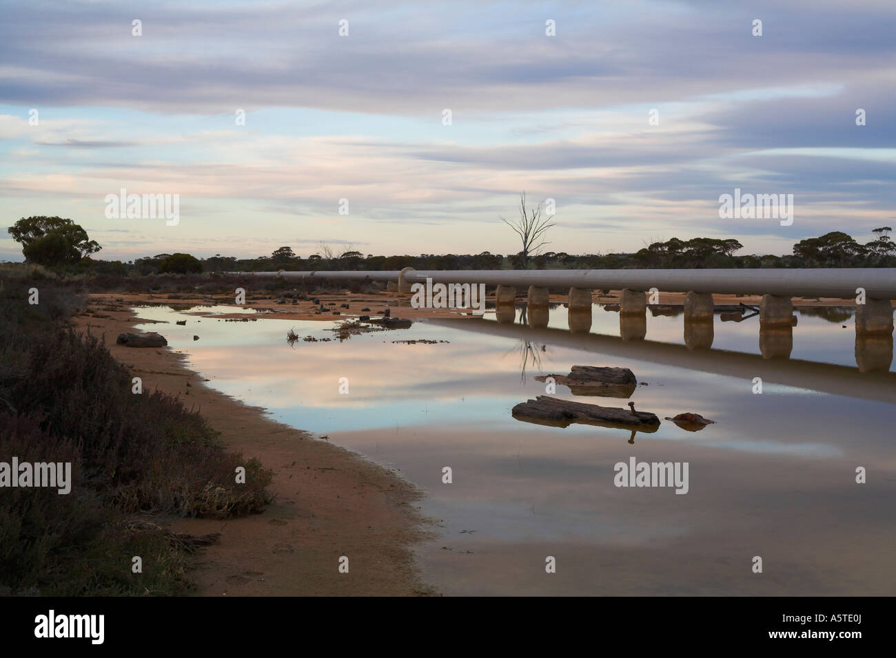 Goldfields pipeline hi-res stock photography and images - Alamy