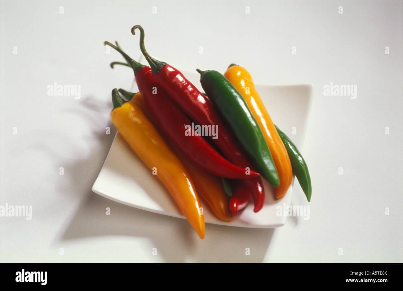 Tri colour chilli hi-res stock photography and images - Alamy