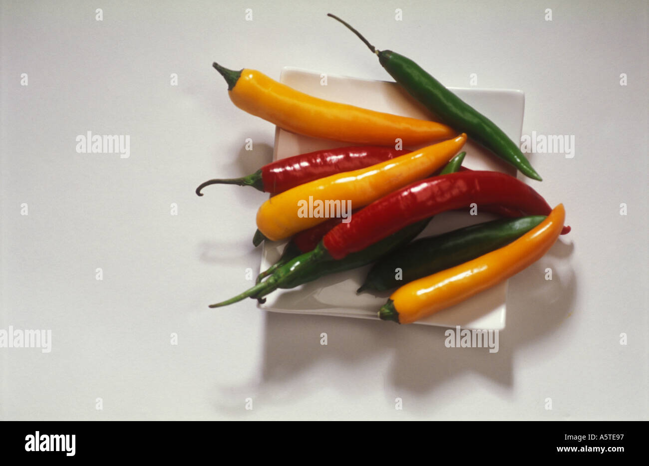 Tri colour chilli hi-res stock photography and images - Alamy