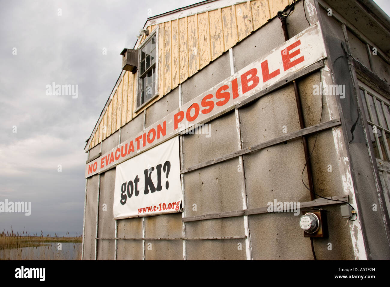 Evacuation route nuclear hi-res stock photography and images - Alamy