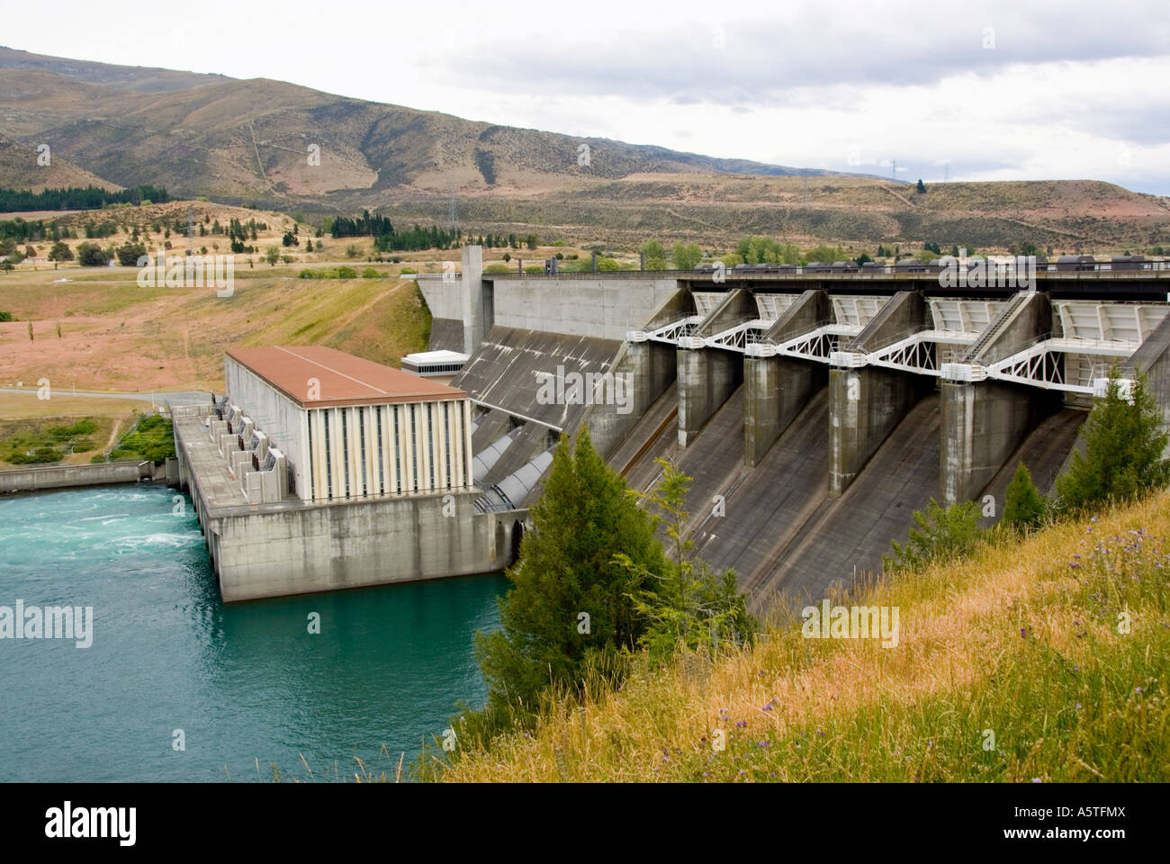 The Waitaki Dam in New Zealand's Mackenzie Country Stock Photo - Alamy