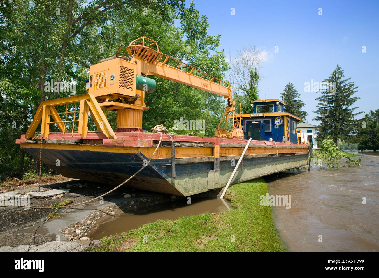 Flooding on Mohawk River damaging canal barge lock 15 Erie Canal June ...