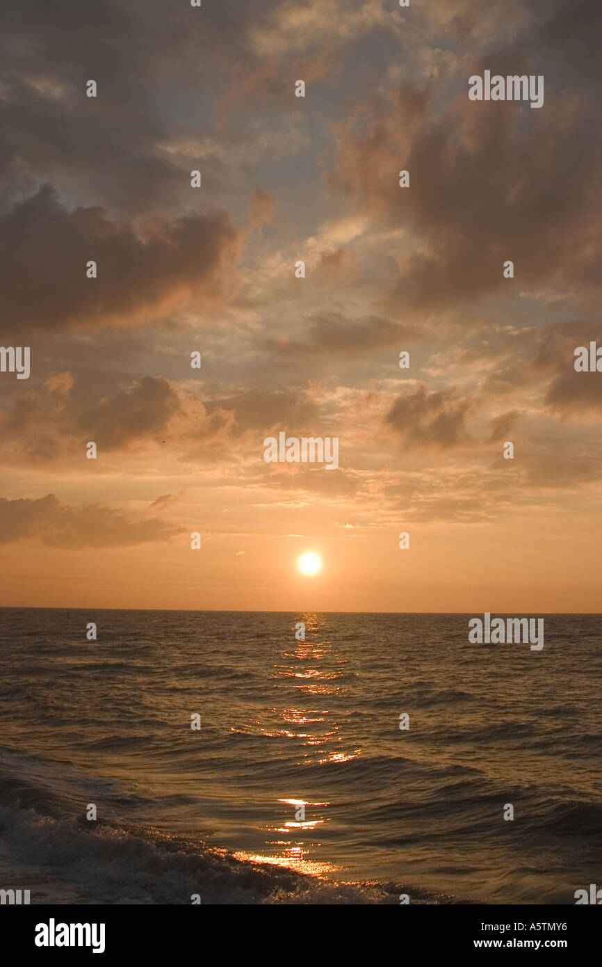 Turneresque sky hi-res stock photography and images - Alamy