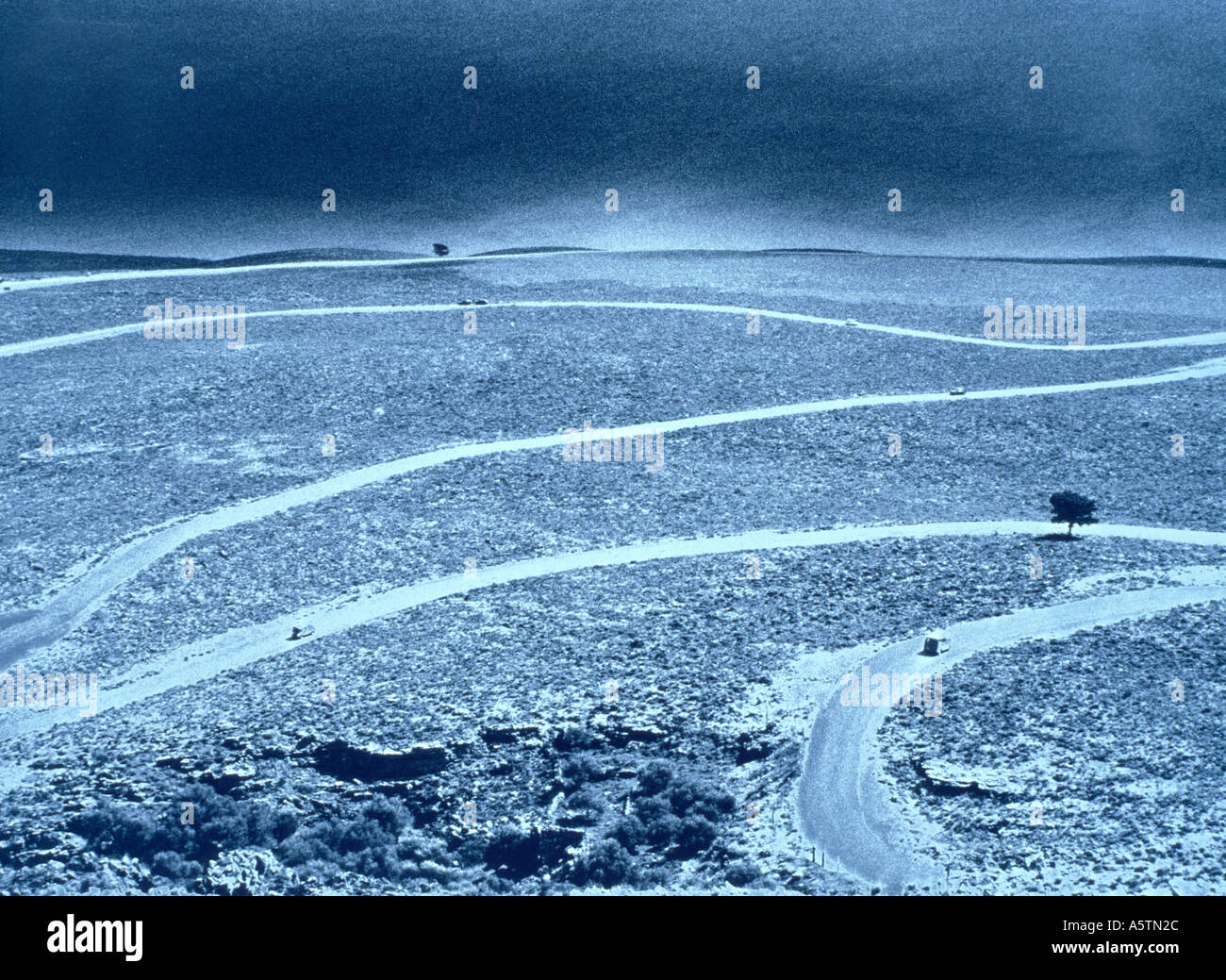 Zigzag chart hi-res stock photography and images - Alamy