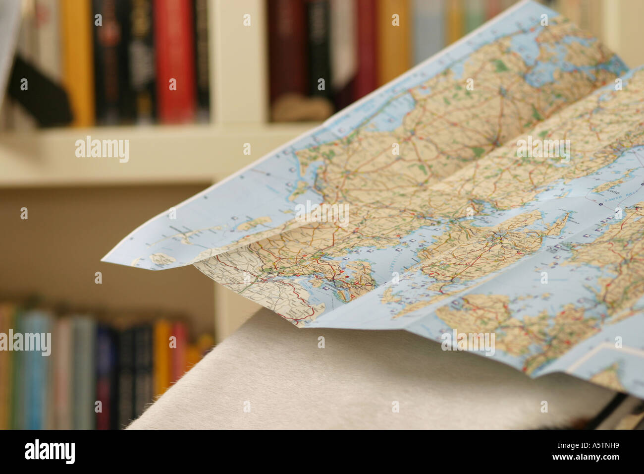 Map shelf hi-res stock photography and images - Alamy