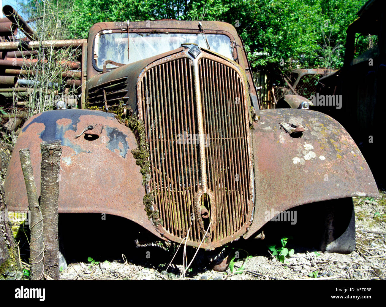 Oldtimer wrack hi-res stock photography and images - Alamy