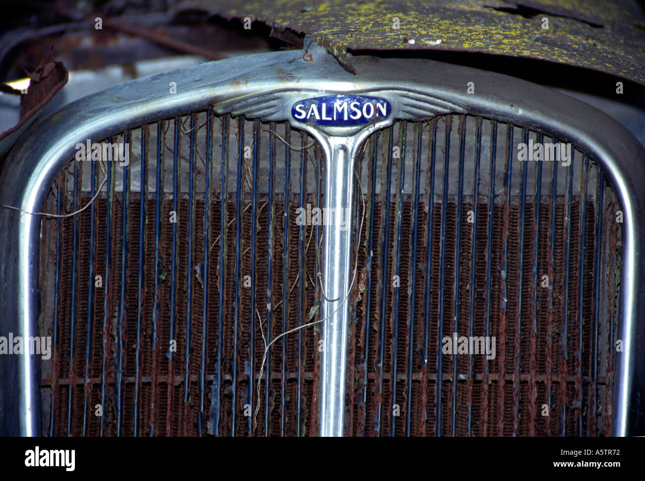 Car radiator detail hi-res stock photography and images - Alamy