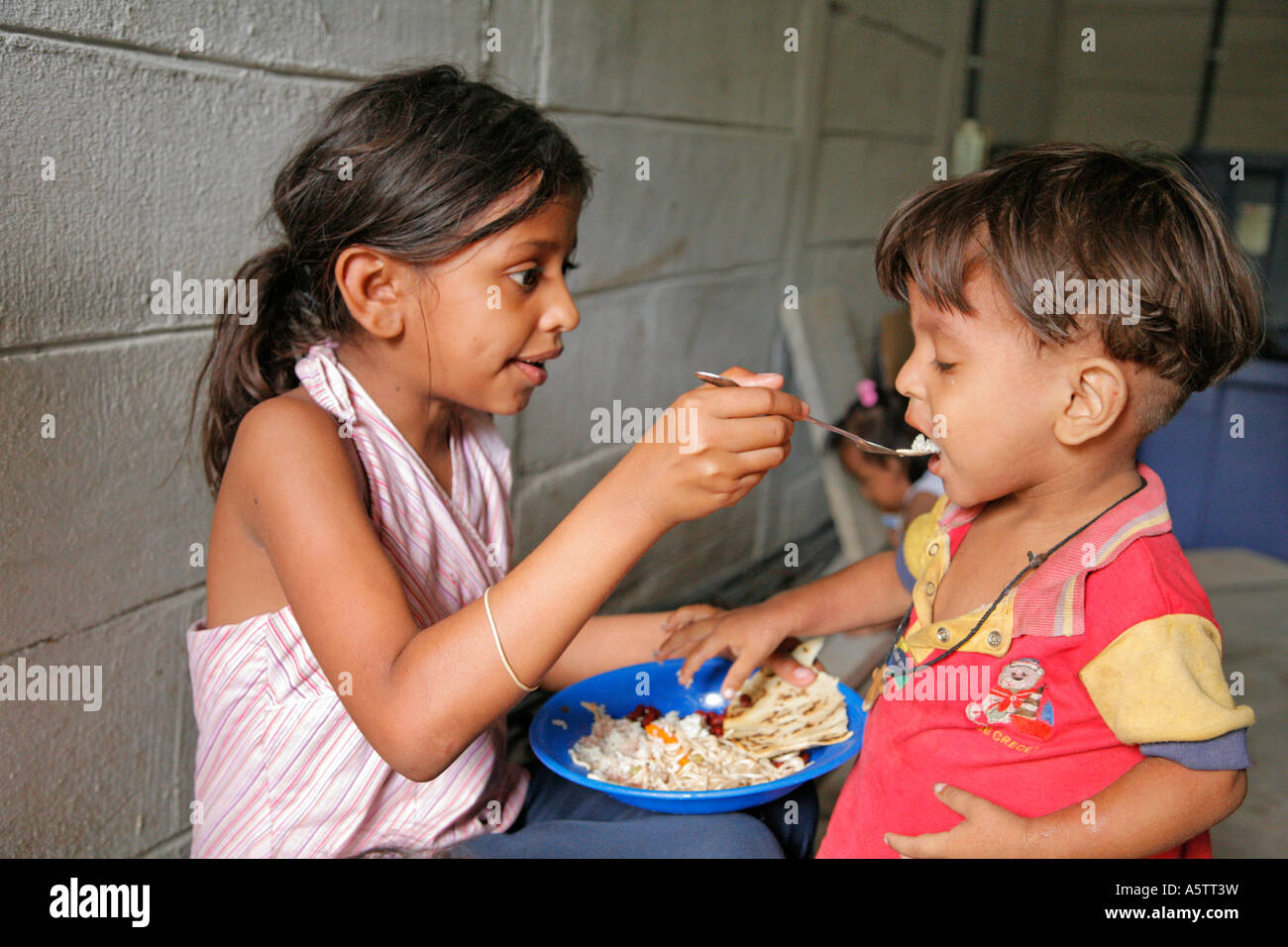 Painet jj1665 honduras children kids boy girl free feeding program slum ...