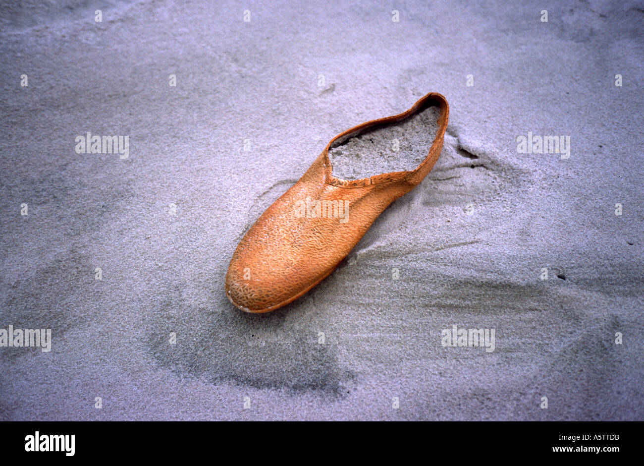 Lost shoe hi-res stock photography and images - Alamy