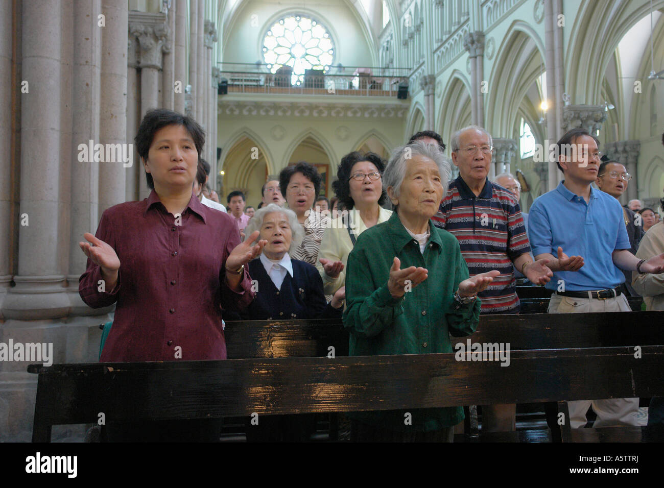 Painet jf5660 china sunday mass inside ignatius catholic cathedral ...