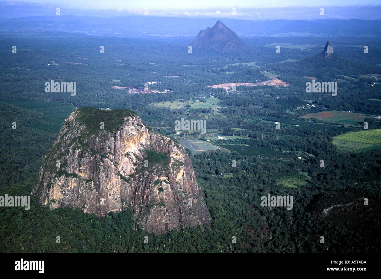 Mount tibrogargan hi-res stock photography and images - Alamy