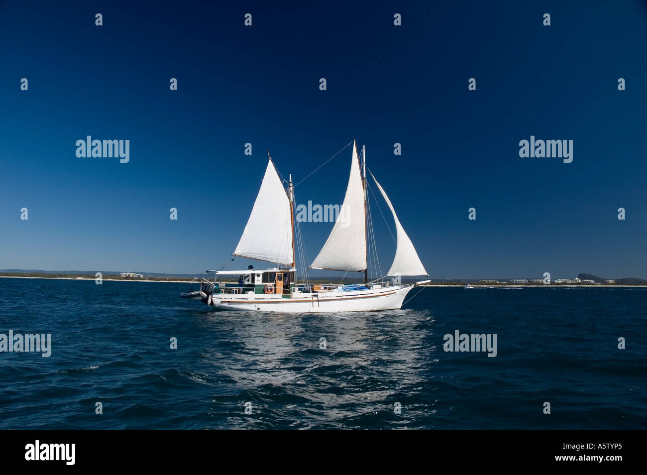Motorless boat hi-res stock photography and images - Alamy