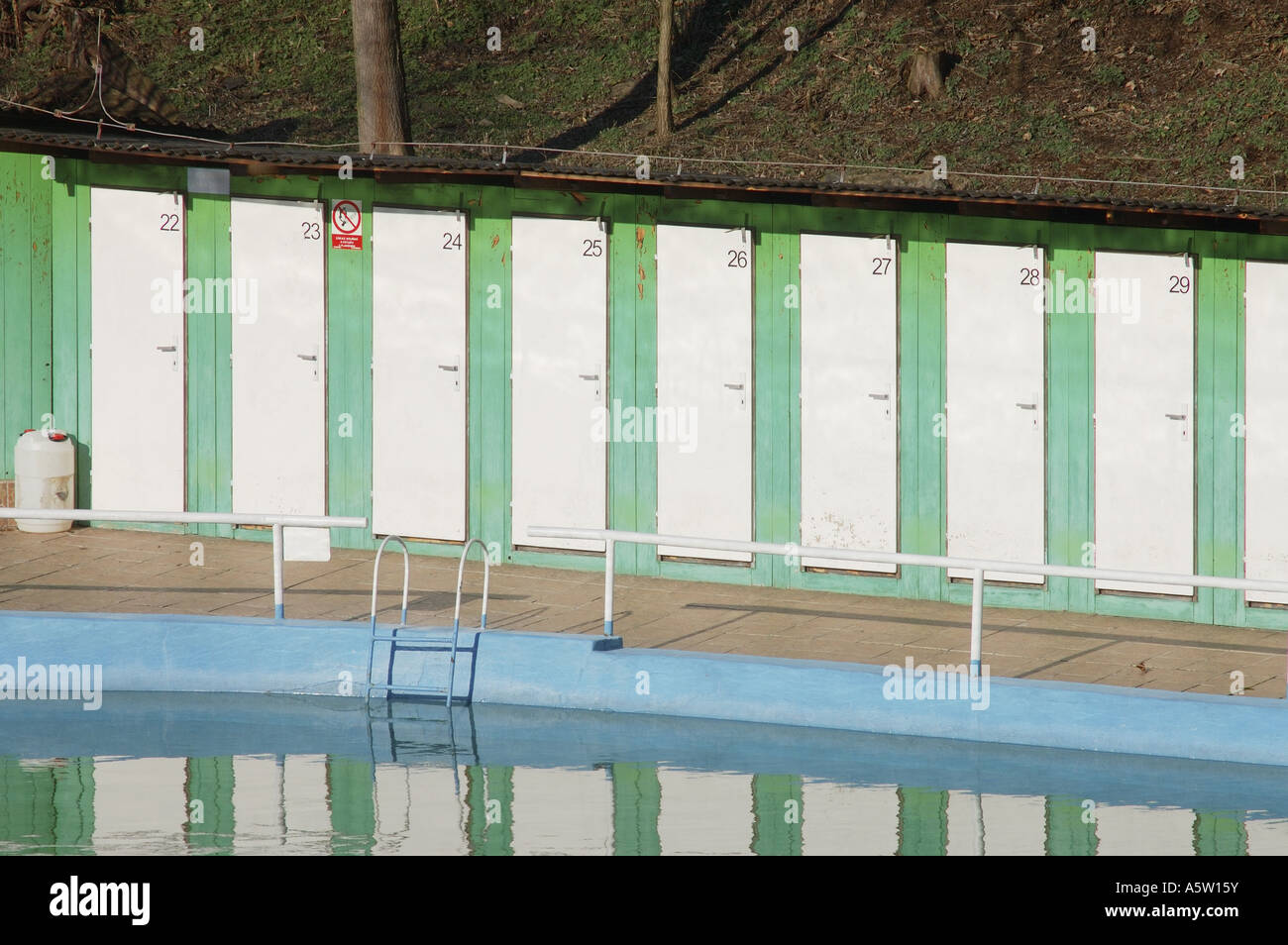 Empty pool changing room hi-res stock photography and images - Alamy