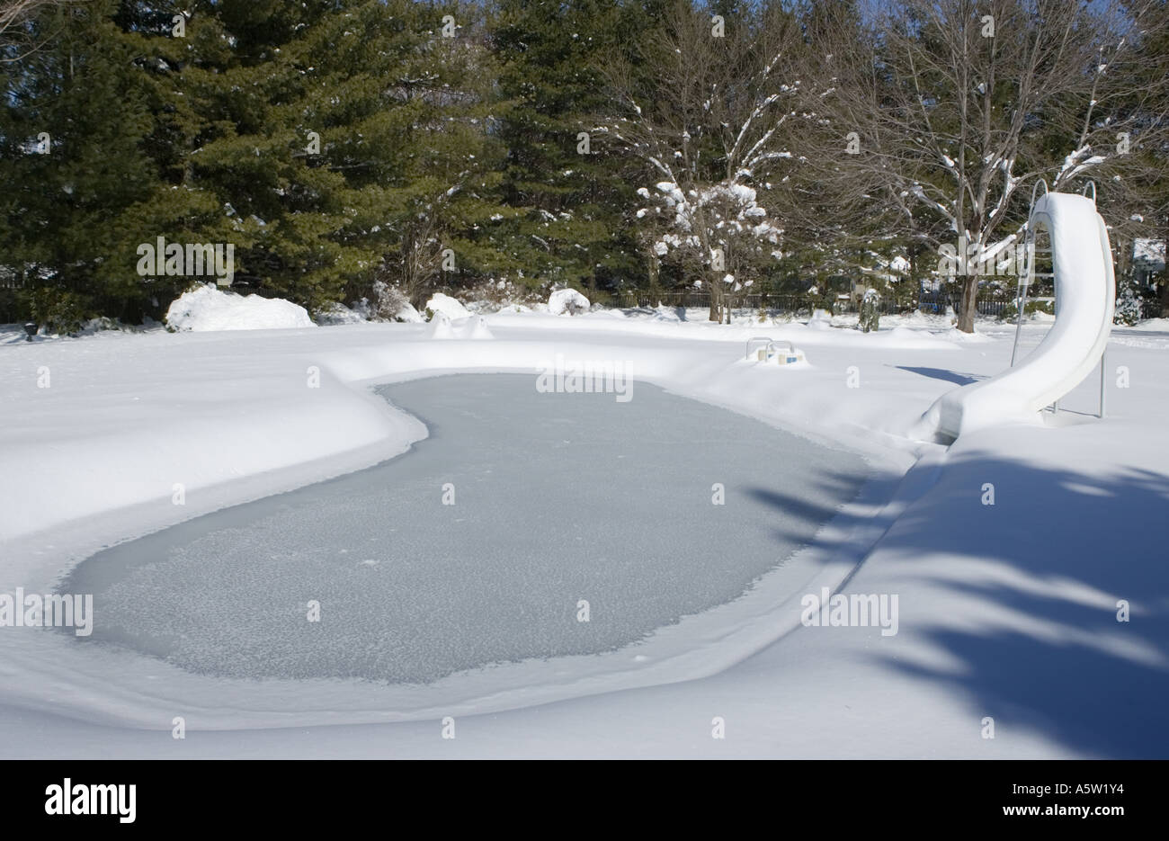 Storm pool hi-res stock photography and images - Alamy