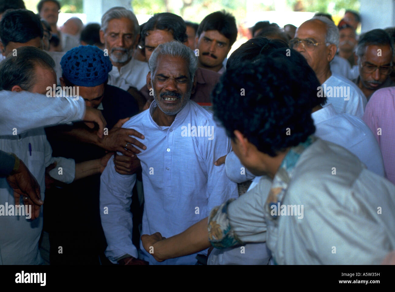 Anguish trauma hi-res stock photography and images - Alamy