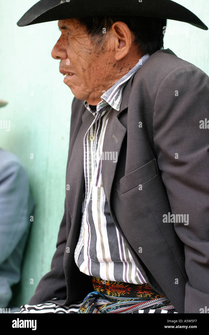 Guatemalan man Lago Atitlan Guatemala Stock Photo - Alamy
